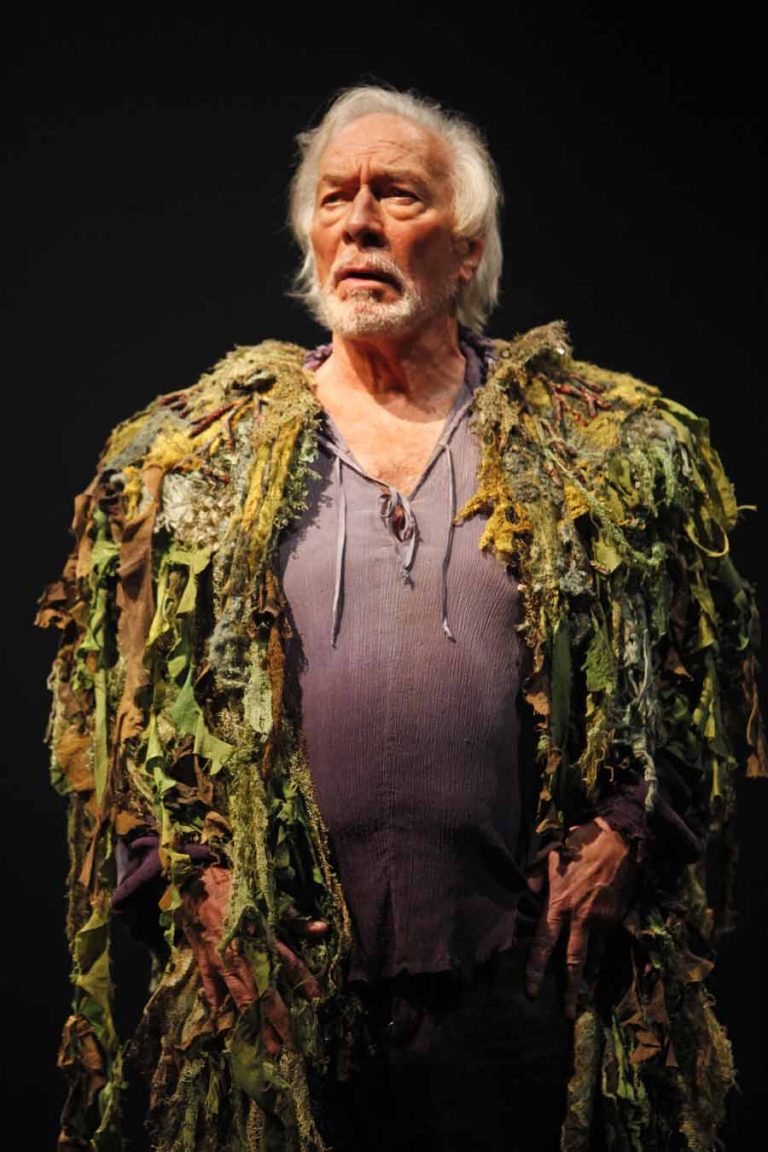 The Stratford Festival Remembers Christopher Plummer with Photos and ...